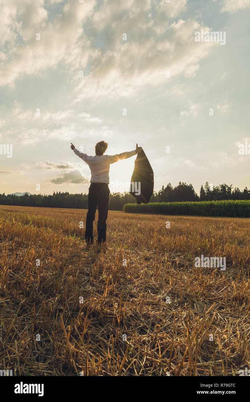 Arms spread wide hi-res stock photography and images - Alamy