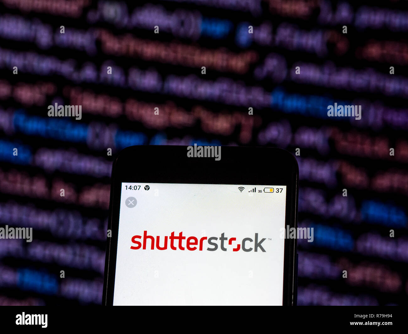 Shutterstock logo hi-res stock photography and images - Alamy