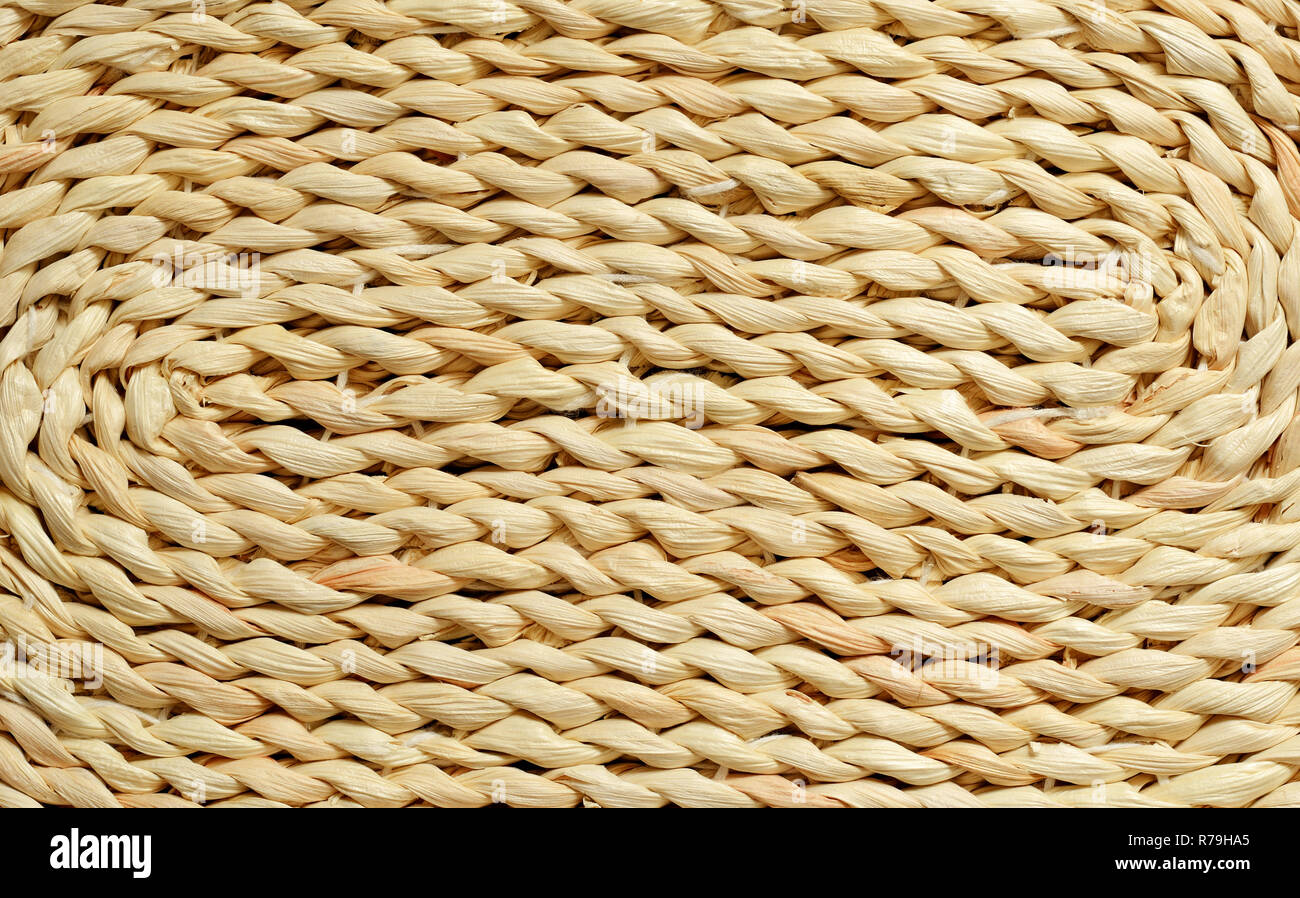 Woven straw background with horizontal lines Stock Photo - Alamy