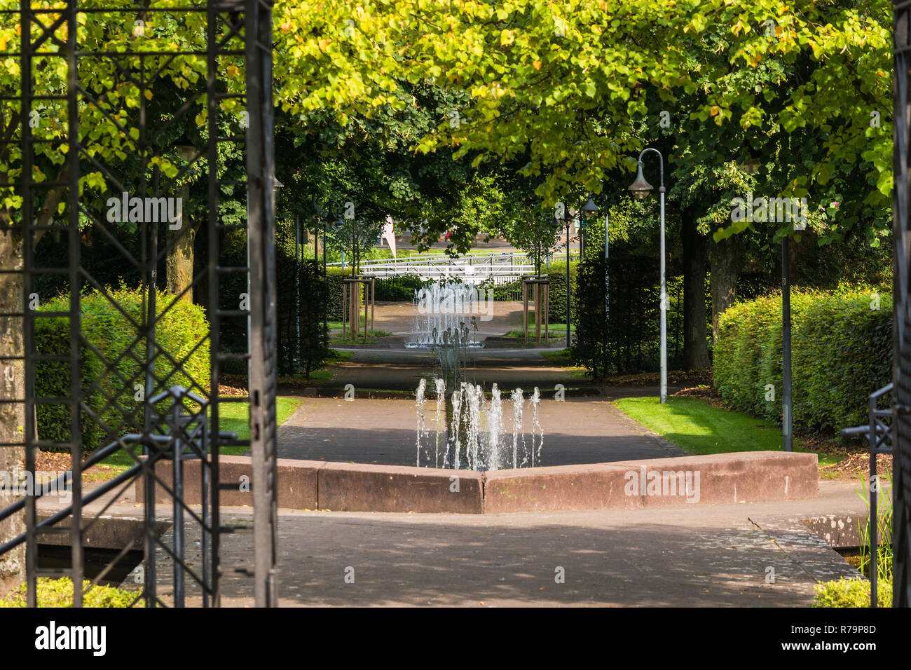 small weir waterfall fountain Stock Photo - Alamy