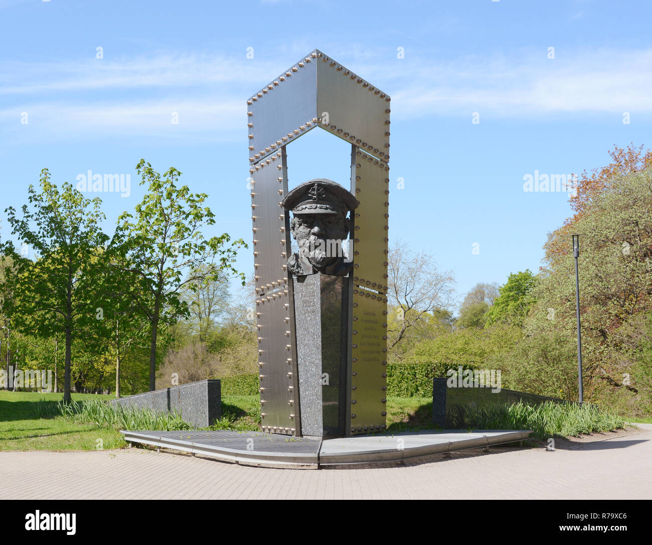 Monument to Estonian military commander Johan Pitka Stock Photo - Alamy