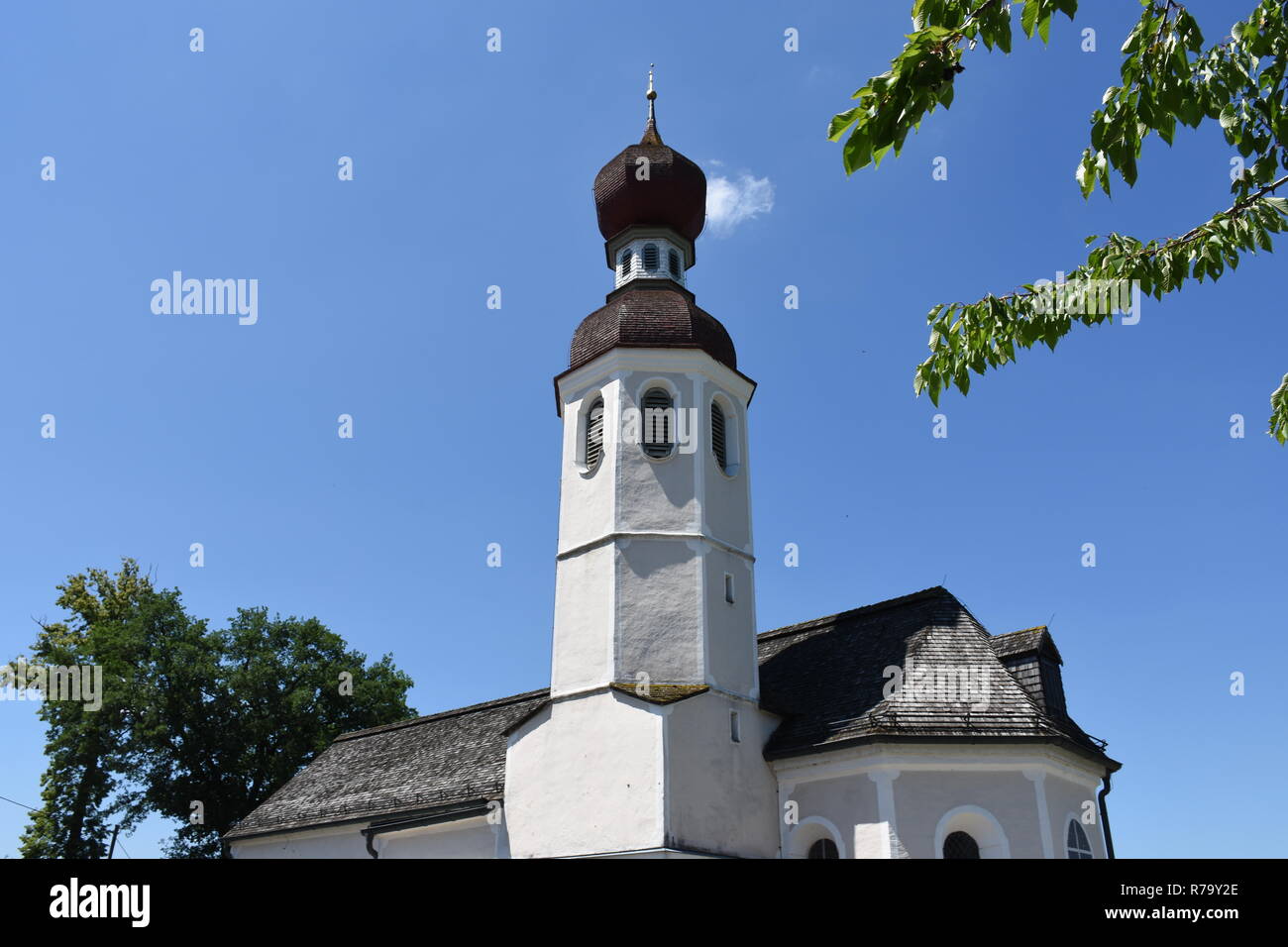 Welsche haube hi-res stock photography and images - Alamy