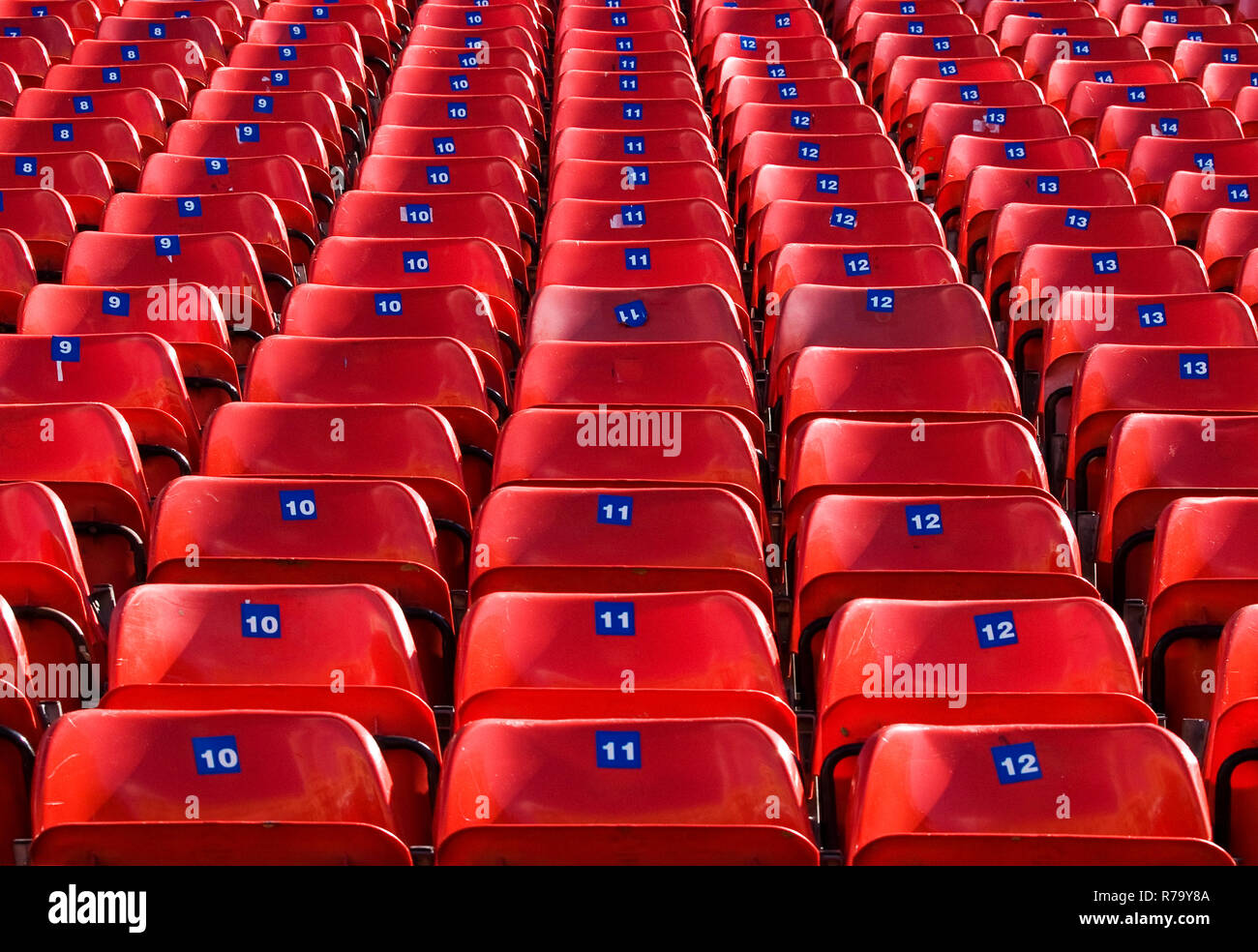 Arena for entertainment and sport hi-res stock photography and images ...
