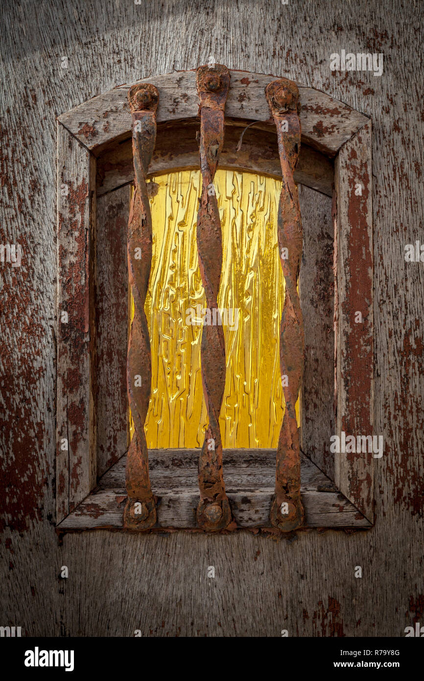 Old wooden jail cell hi-res stock photography and images - Alamy