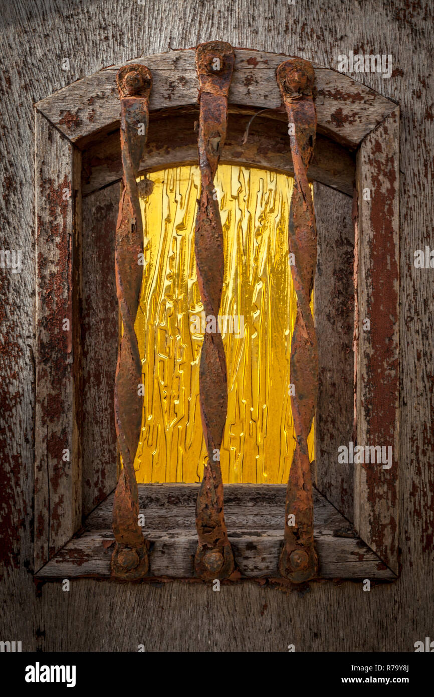 Old wooden jail cell hi-res stock photography and images - Alamy