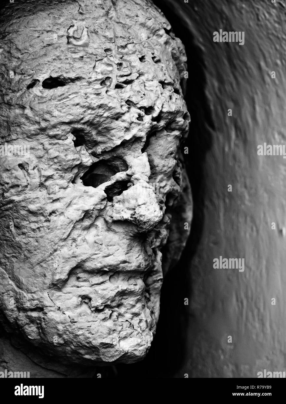 Ancient roman art portrait Black and White Stock Photos & Images - Alamy