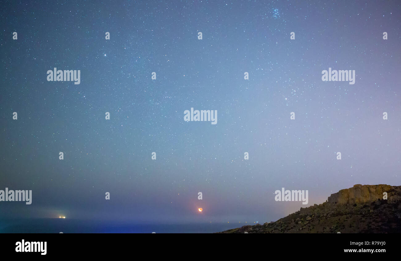 Monn sky hi-res stock photography and images - Alamy