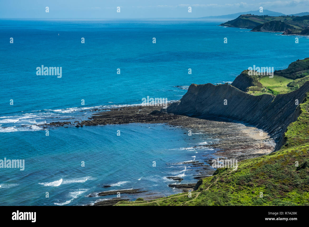 Layers flysch in low hi-res stock photography and images - Alamy