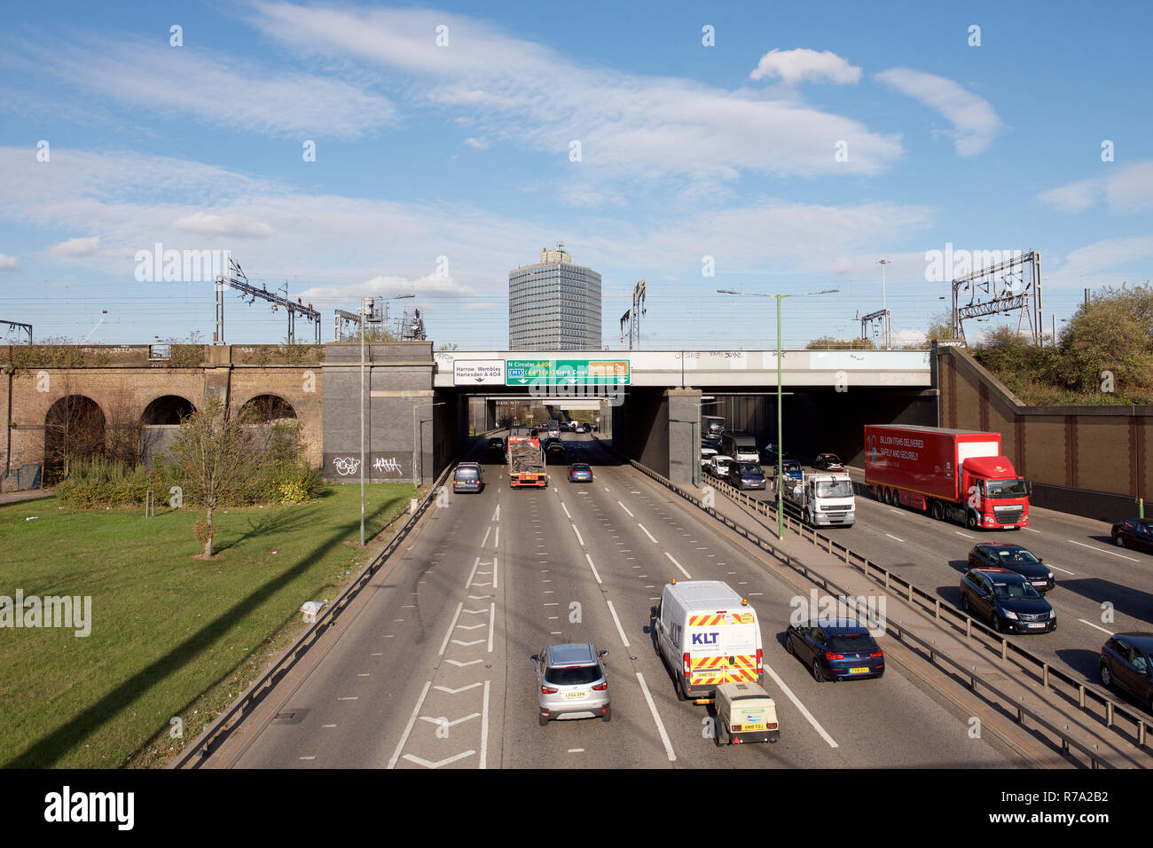 North circular road traffic hi-res stock photography and images - Alamy
