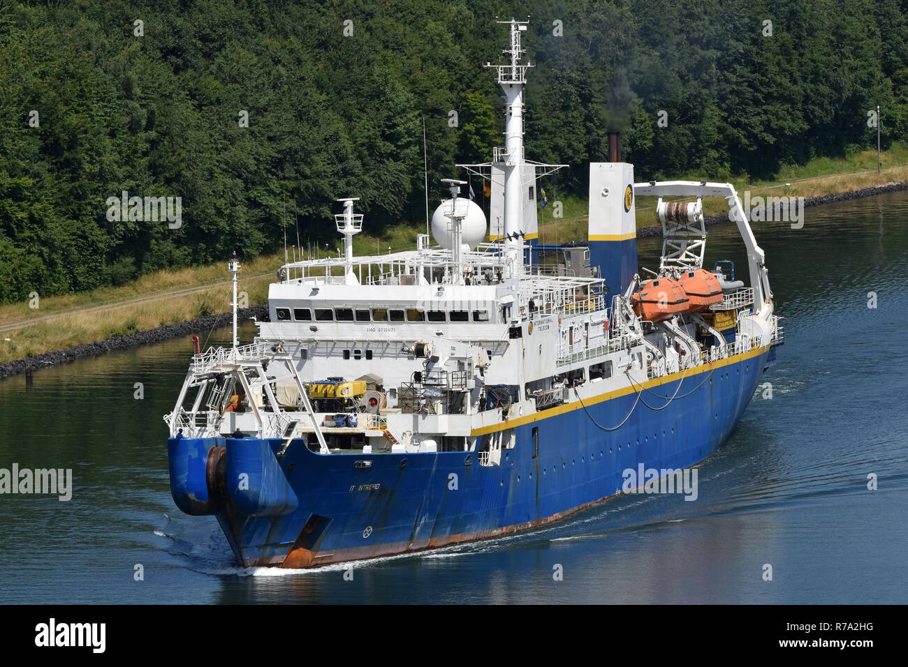 Cable-Layer IT Intrepid Stock Photo - Alamy