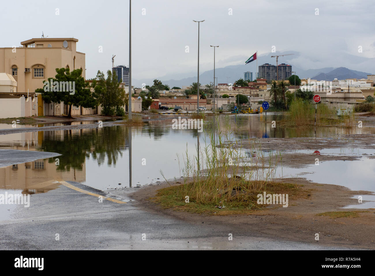 A stormy day in the United Arab Emirates leaves flooding throughout the ...