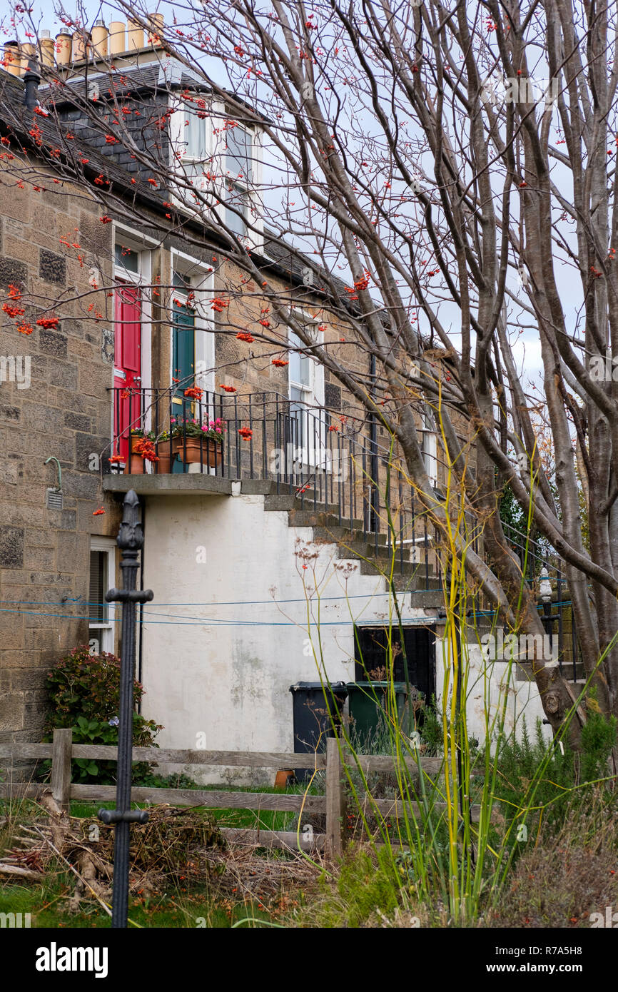 Edinburgh Housing Scheme High Resolution Stock Photography and Images ...