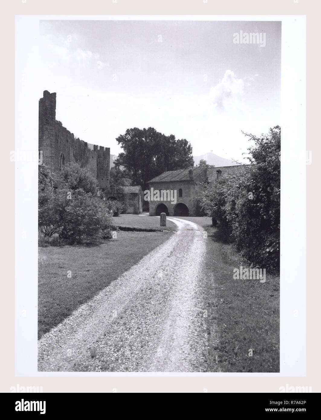 Lazio Latina Ninfa House, this is my Italy, the italian country of ...