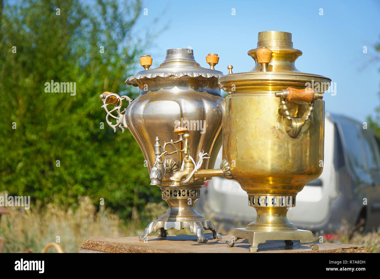 Traditional national teapot for tea Stock Photo - Alamy