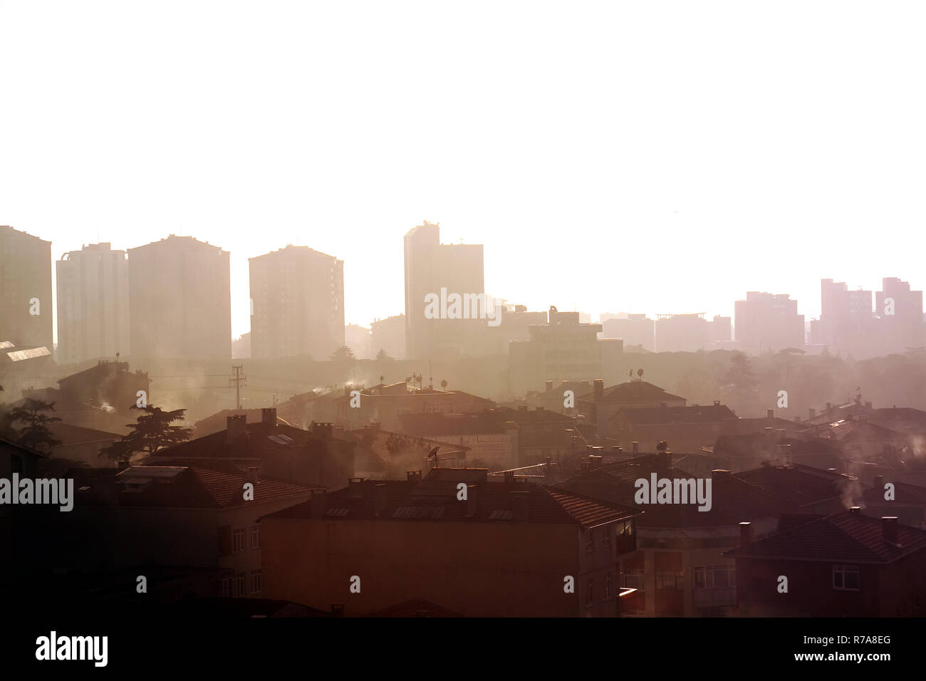 Aerial view air polluted downtown hi-res stock photography and images ...