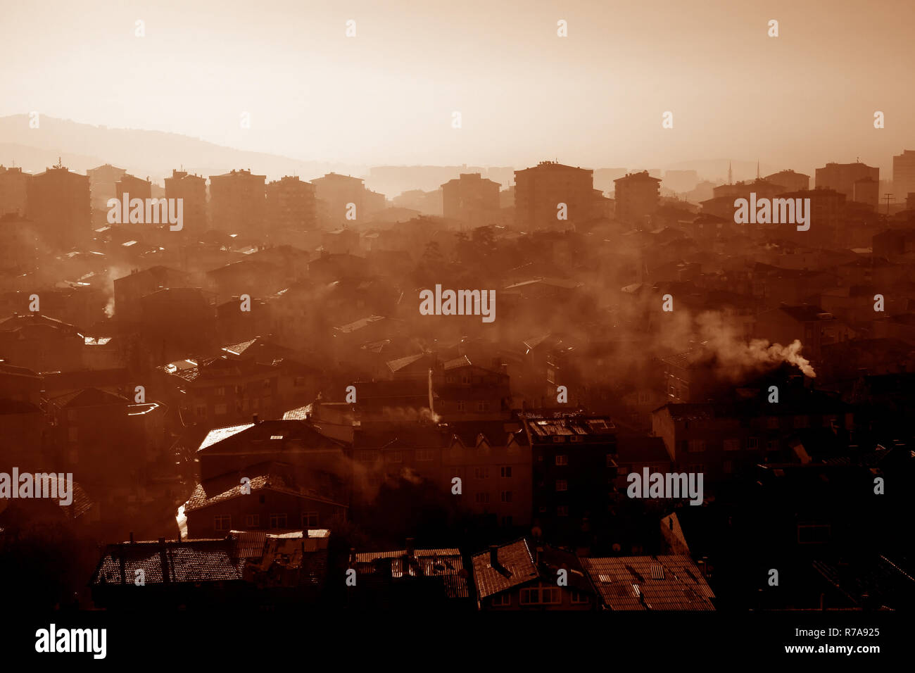 Aerial view air polluted downtown hi-res stock photography and images ...
