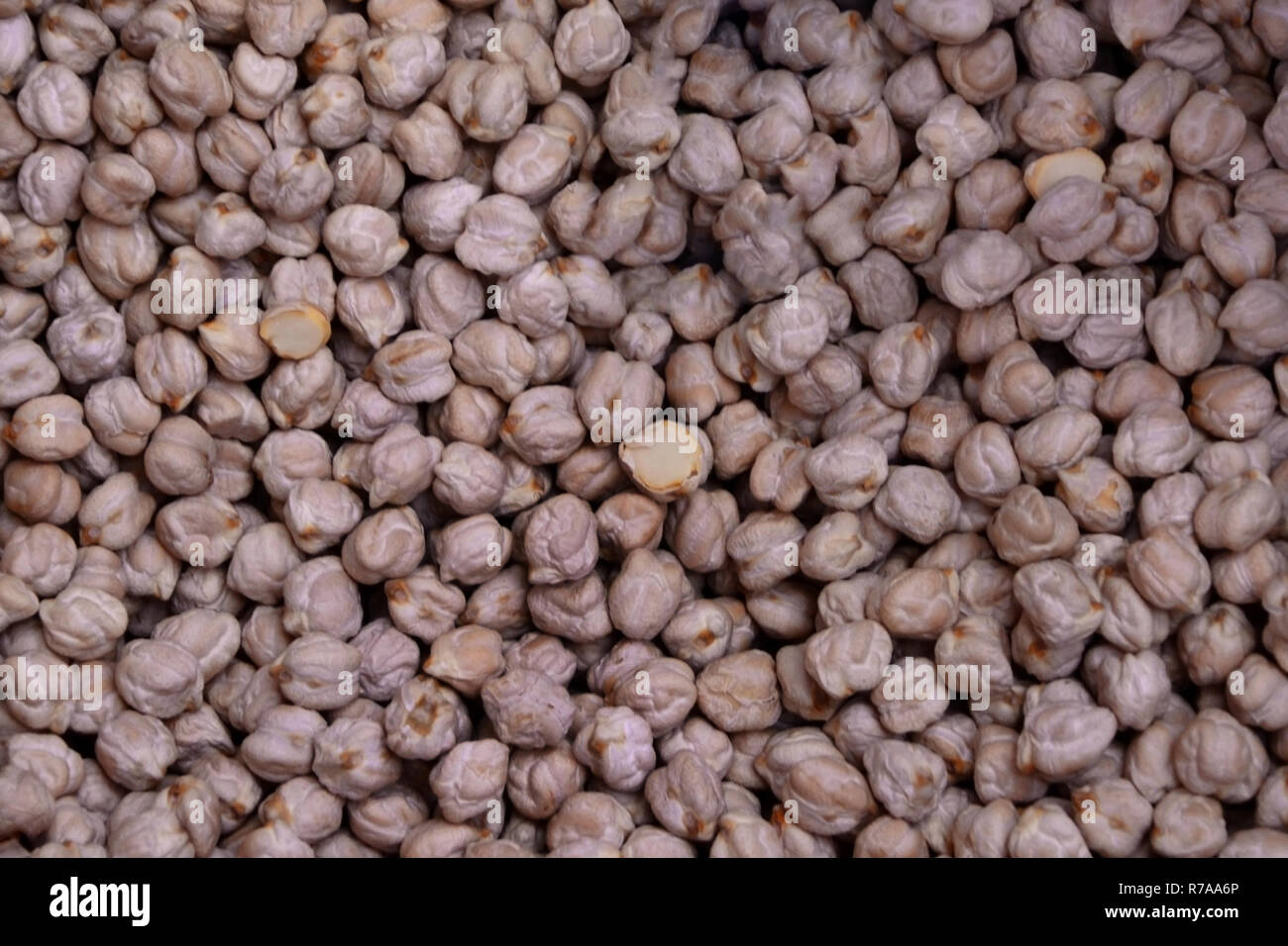 Background chick-pea. base ingredient for hummus Stock Photo - Alamy