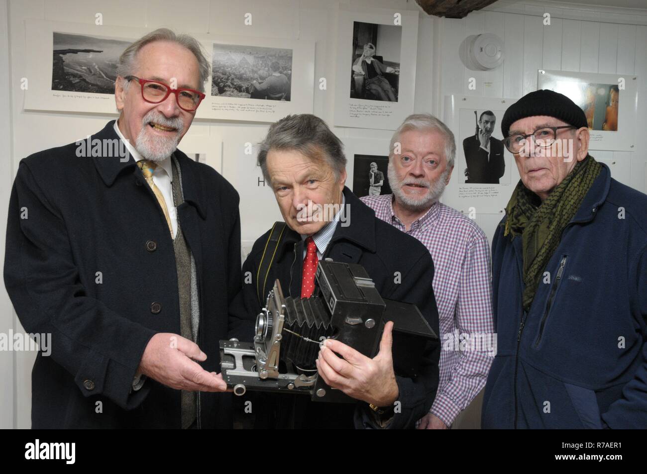 Ludlow, UK, 8th December 2018. Legendary British reportage photographer ...