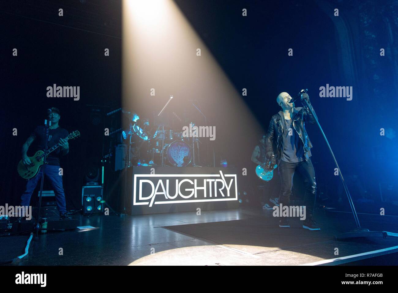 Chicago, Illinois, USA. 7th Dec, 2018. JOSH STEELY and CHRIS DAUGHTRY ...