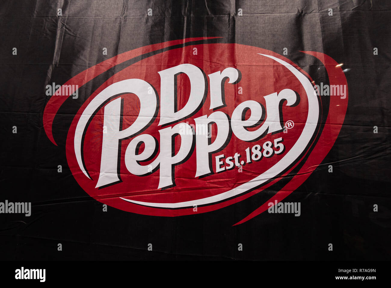 Dr pepper logo hi-res stock photography and images - Alamy