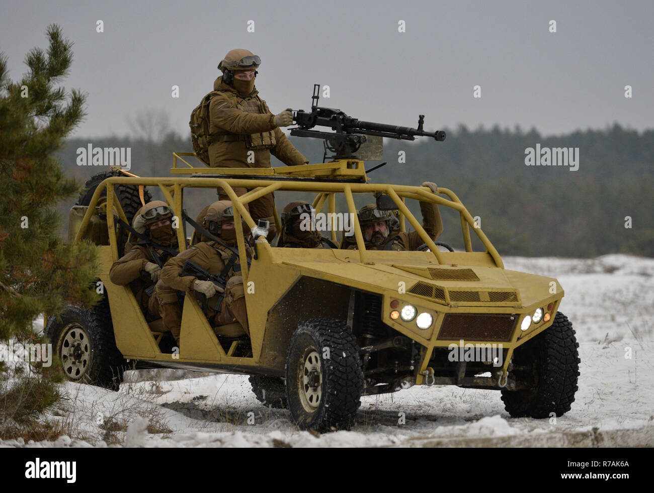 Kiev region, Ukraine. 8th Dec, 2018. Servicemen from the battalion of ...