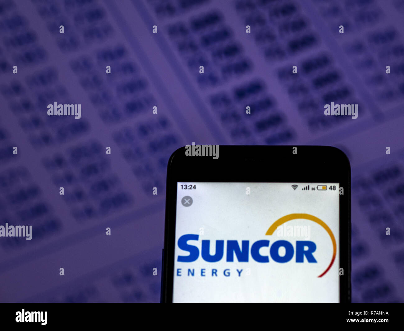 Suncor logo hi-res stock photography and images - Alamy