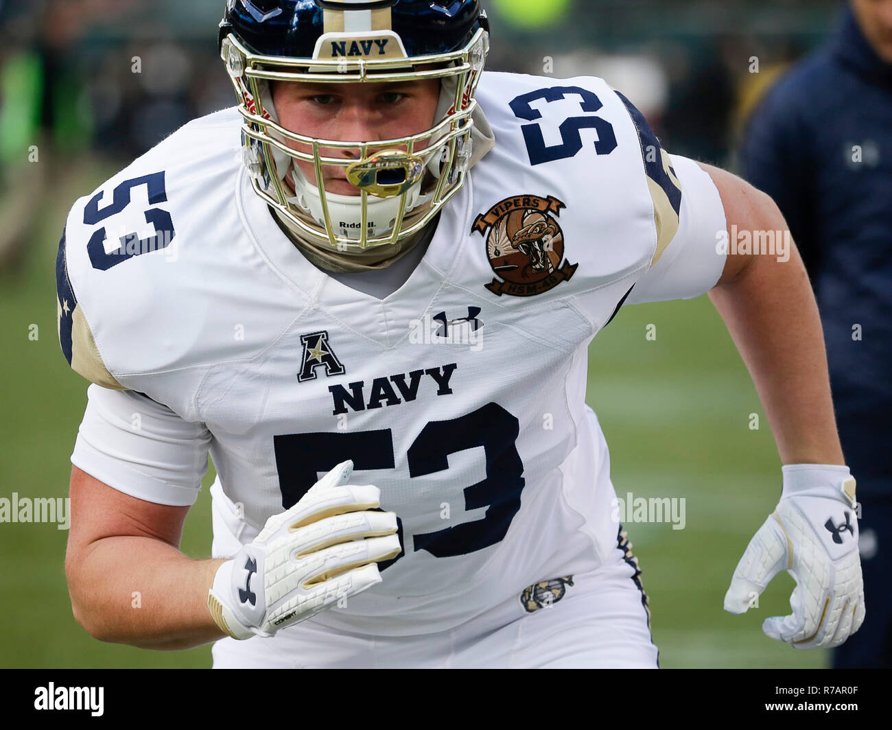 Philadelphia, USA. 8th Dec, 2018. Navy Midshipmen OT #53 Jude Hydrick ...