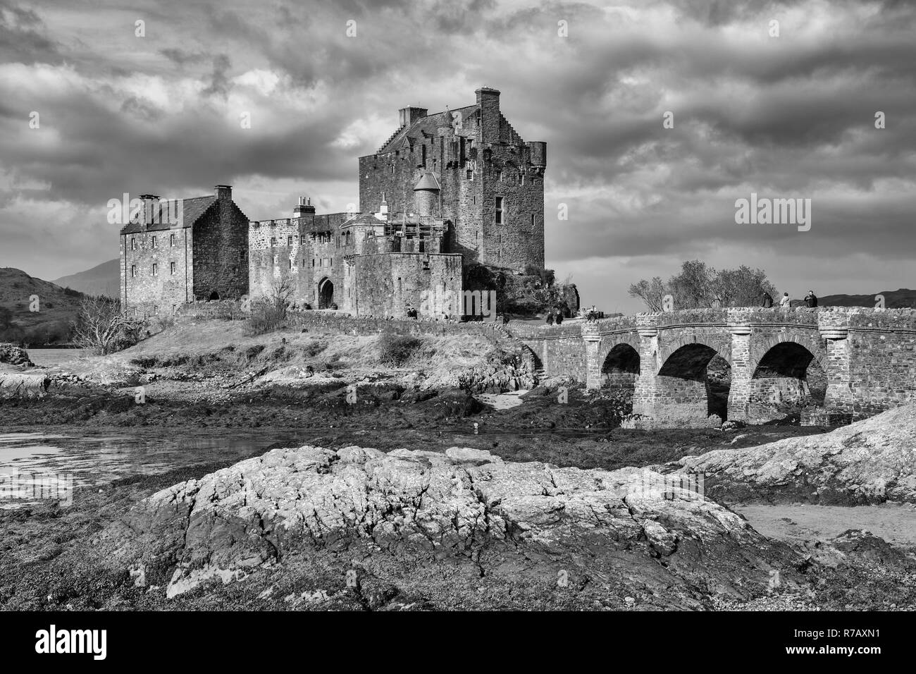 Moody castle scotland hi-res stock photography and images - Alamy