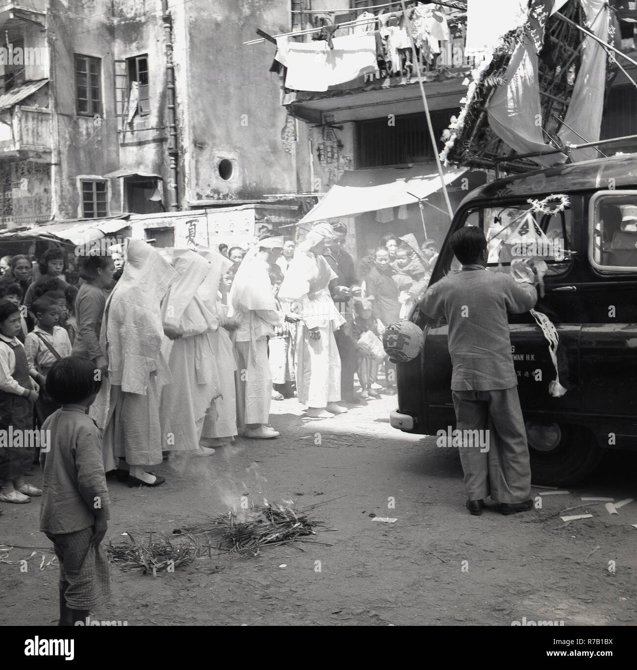 1950s, Hong Kong, daytime and a chinese wedding ceremony taking place ...
