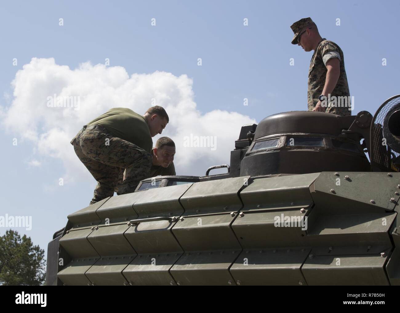 2nd Assault Amphibian Battalion High Resolution Stock Photography and ...