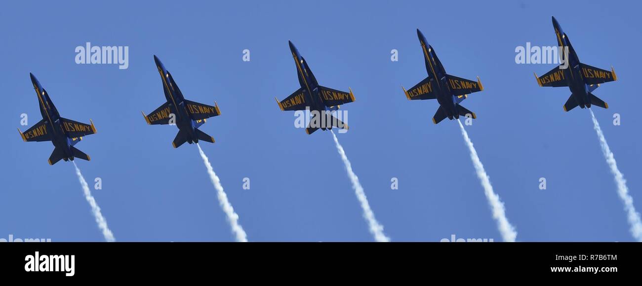 BARKSDALE, La. (May. 6, 2017) The U.S. Navy flight demonstration ...