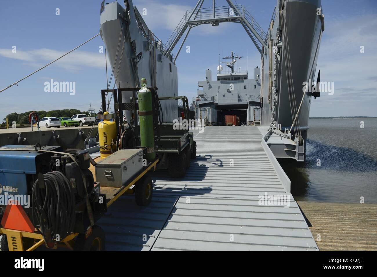 General frank s besson jr hi-res stock photography and images - Alamy