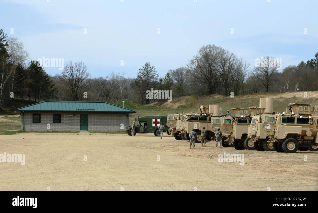 Soldiers with the 467th Engineer Battalion of Millington, Tenn., use ...
