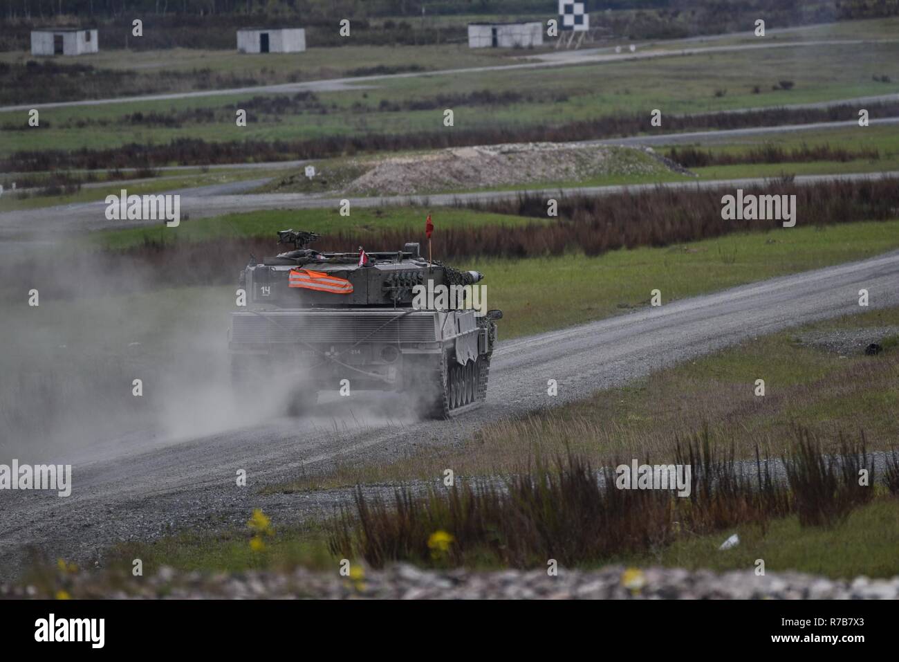 Austrian army tanks hi-res stock photography and images - Alamy