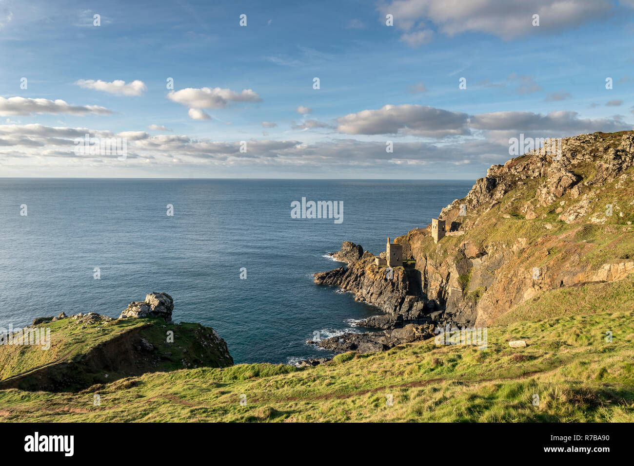Poldark landscape hi-res stock photography and images - Alamy