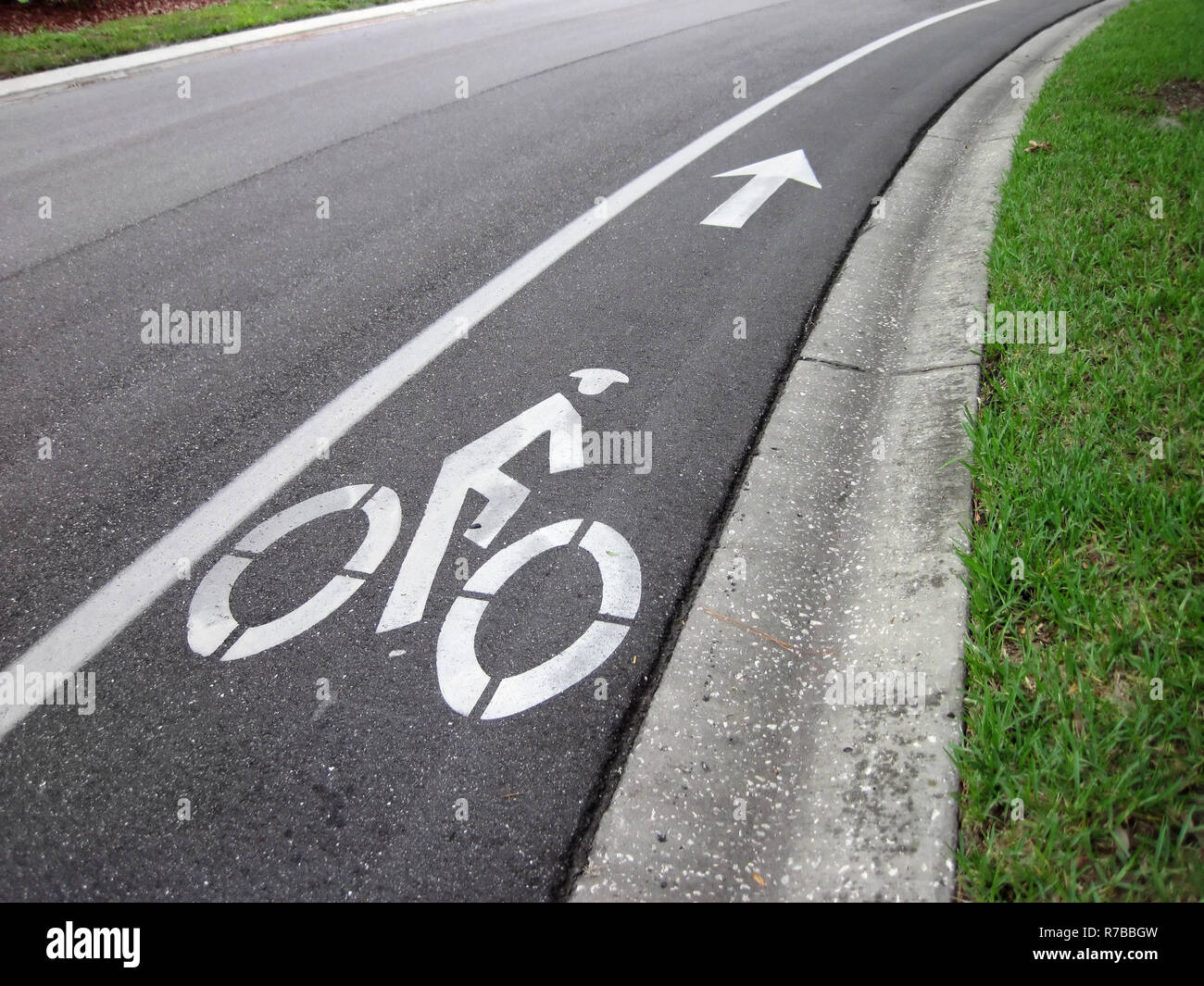 bicycle road sign Stock Photo - Alamy
