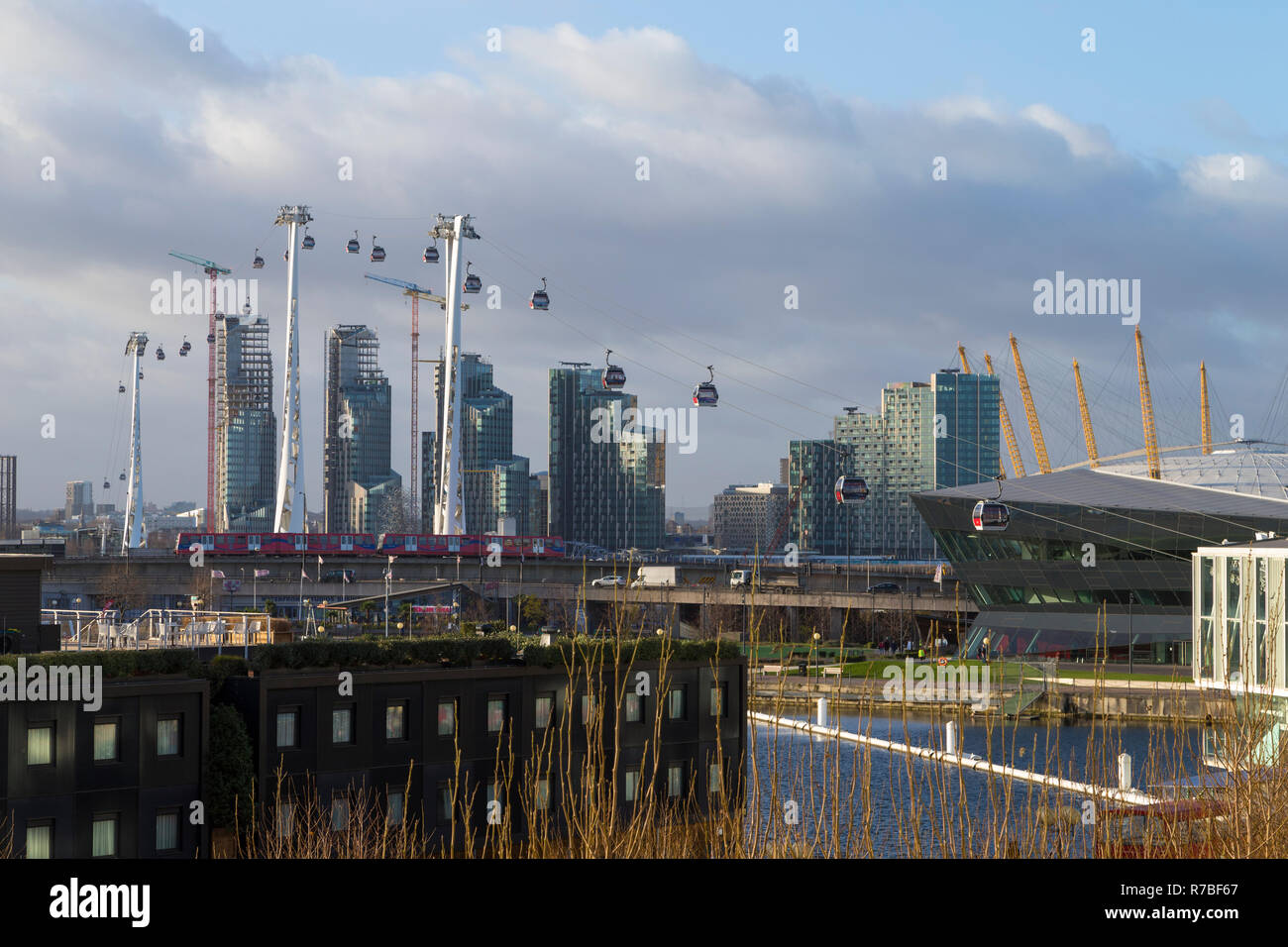 Emirates royal docks hi-res stock photography and images - Alamy