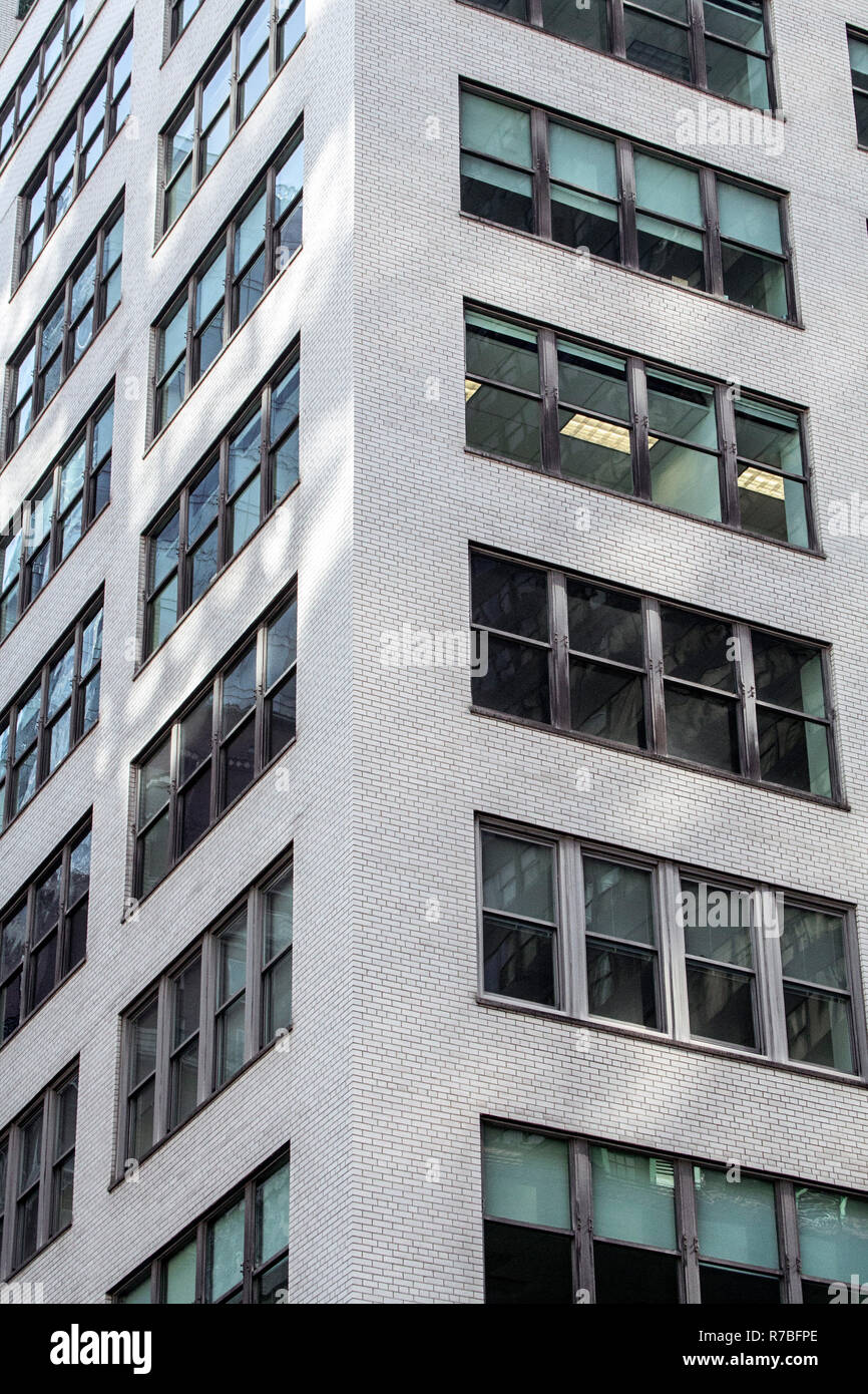 corner building white bricks New York city urban architecture Stock ...