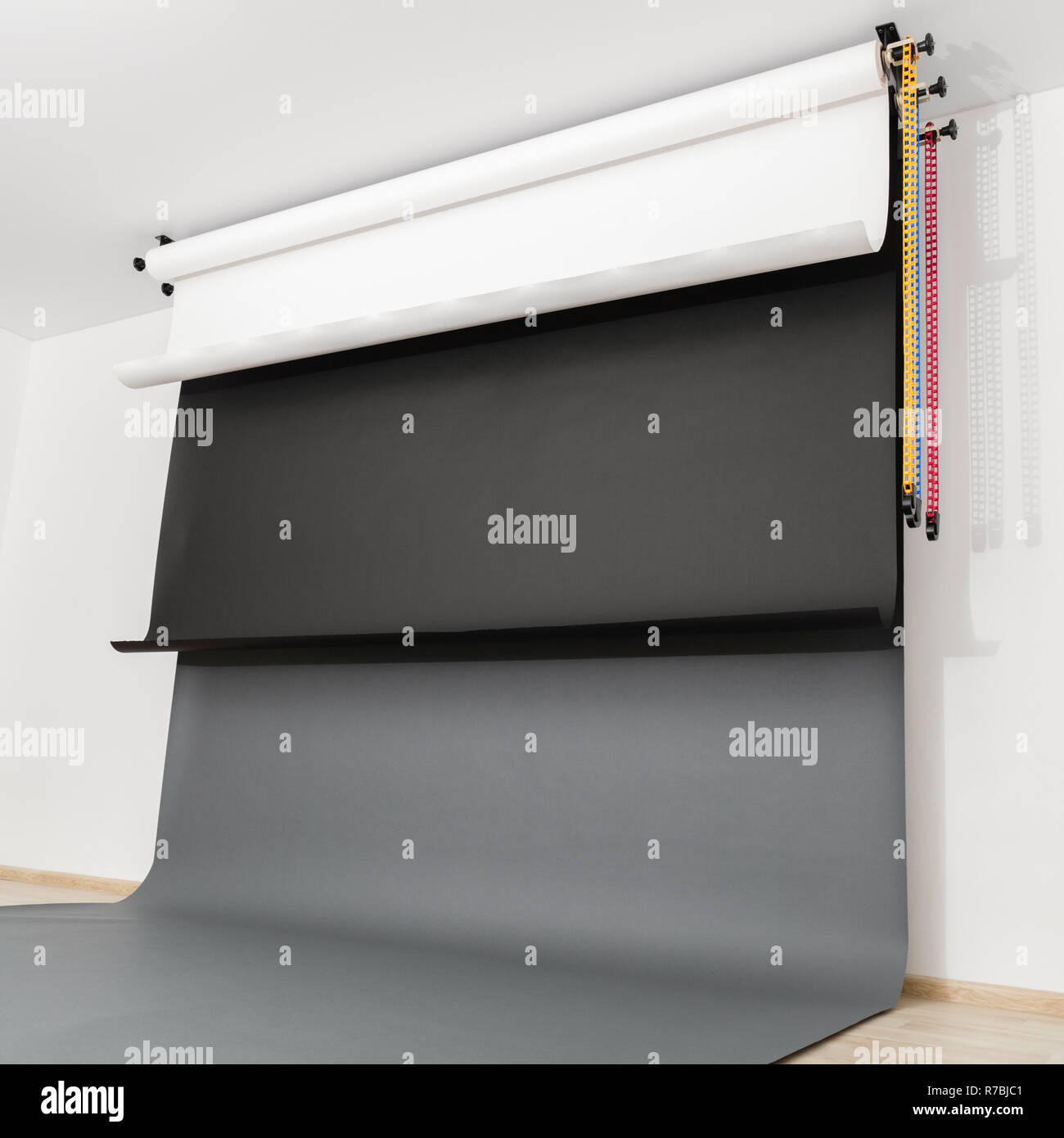 Photo studio at home. New paper backgrounds Stock Photo - Alamy