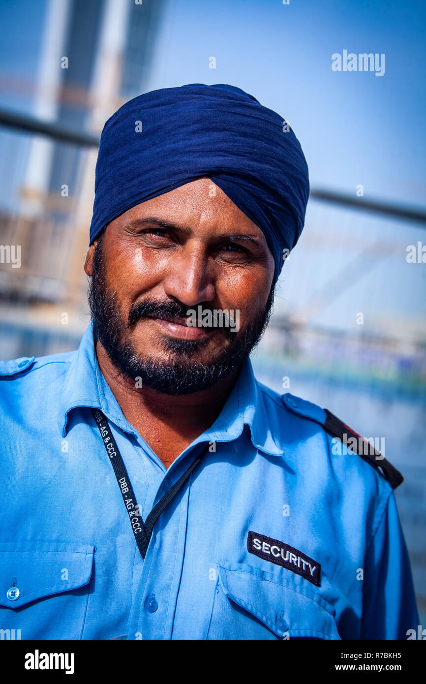 Security guard with beard hi-res stock photography and images - Alamy