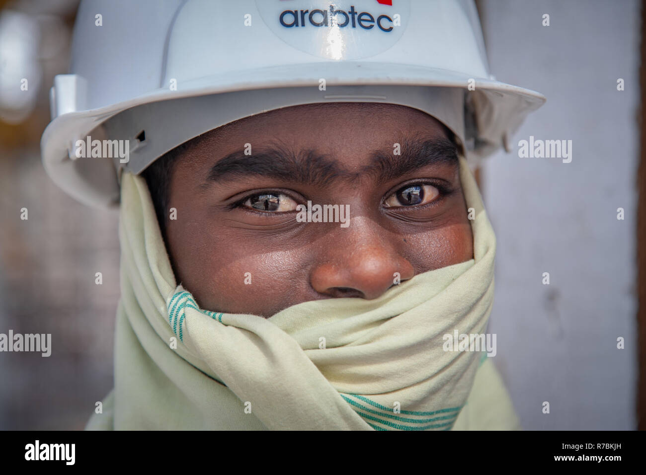 Industrial workers smiling face hi-res stock photography and images - Alamy