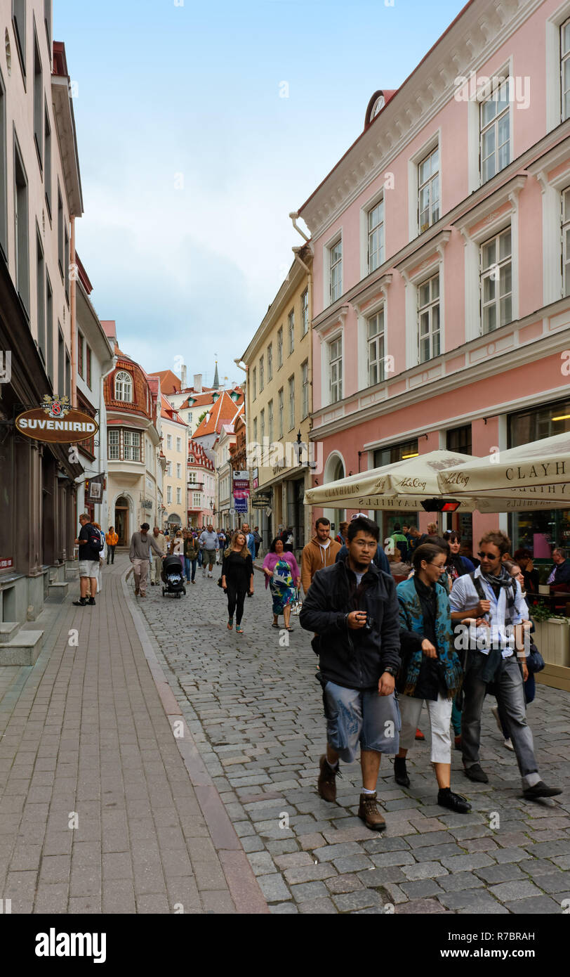 Old twon tallinn hi-res stock photography and images - Alamy