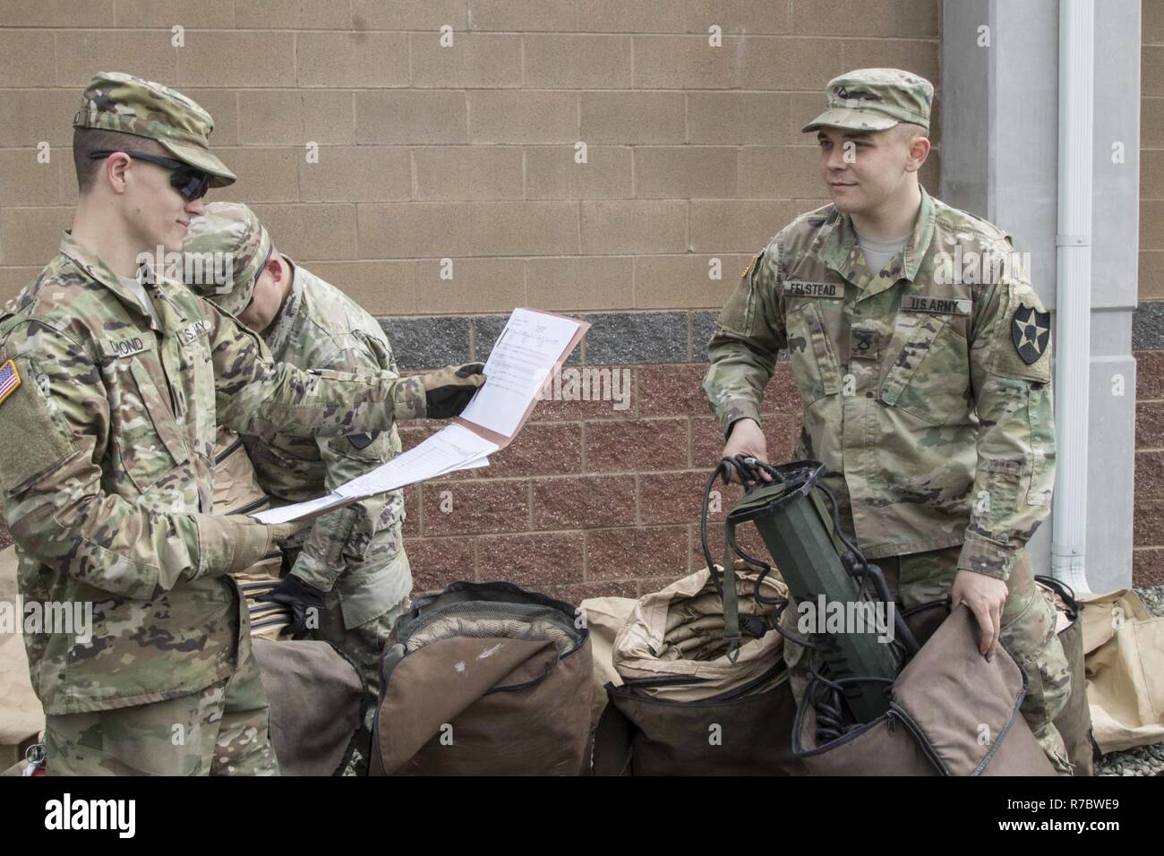 Rapid deployable unit hi-res stock photography and images - Alamy