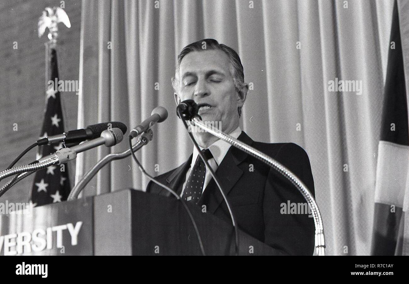 EDWARD SEAGA IS AT THE PODIUM GIVING A SPEECH AT HOWARD UNIVERSITY ...