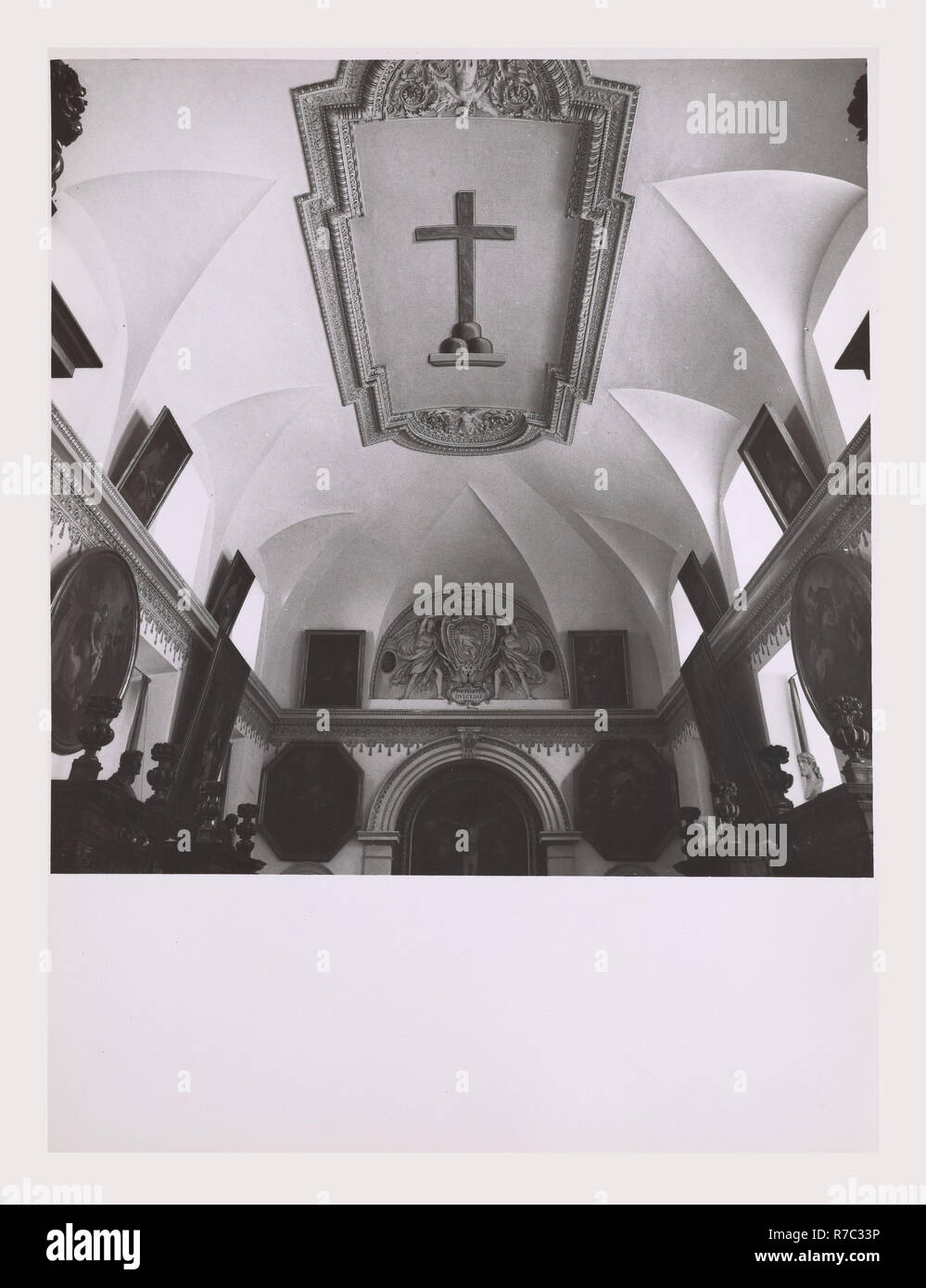 Measures 80 meters hi-res stock photography and images - Alamy