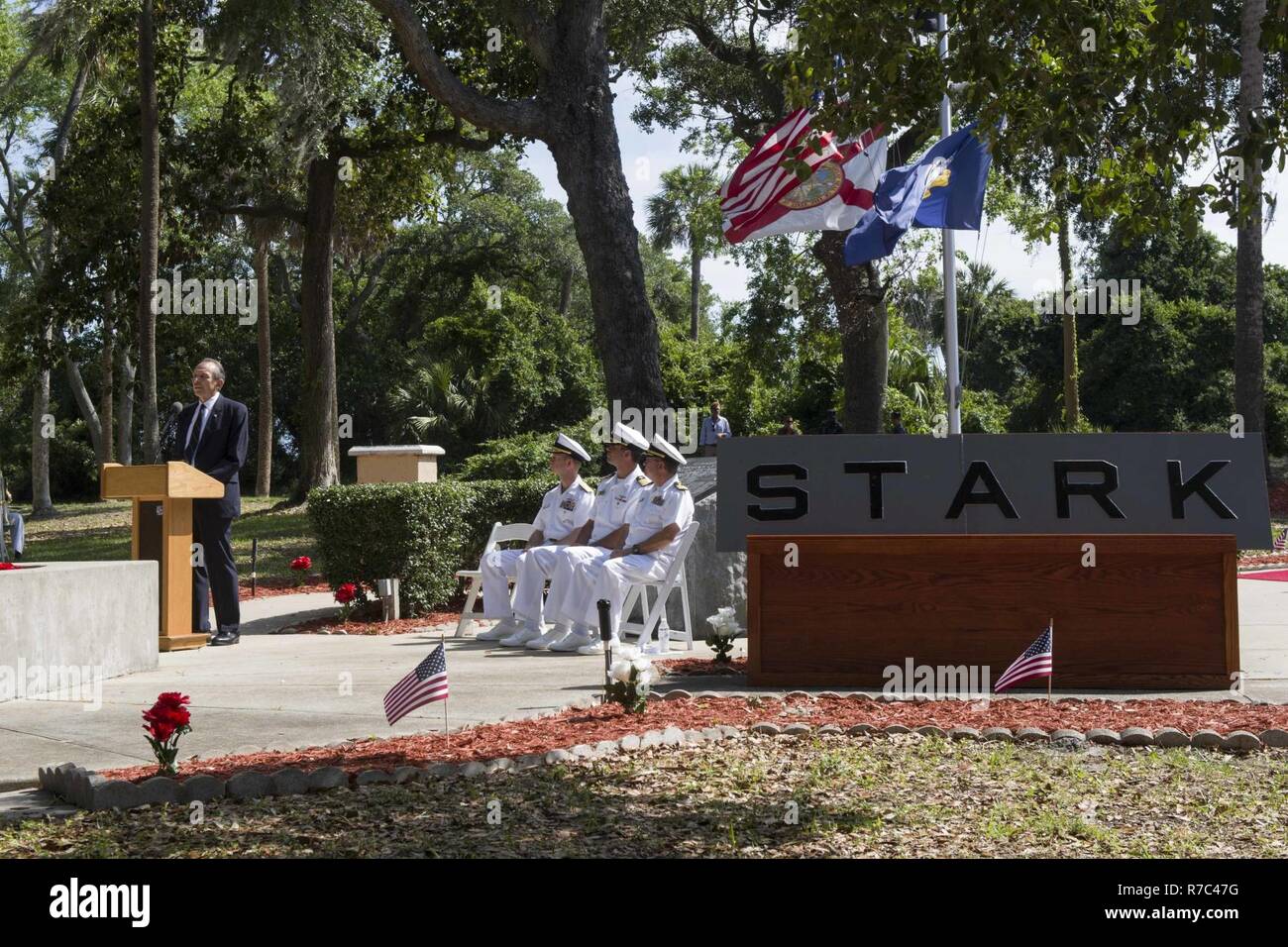 Uss stark hi-res stock photography and images - Alamy