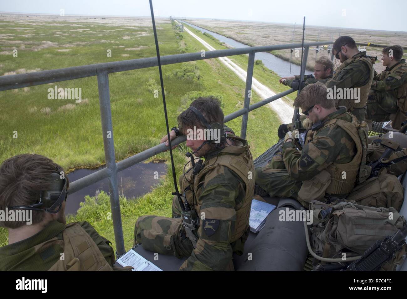 Multi target acquisition hi-res stock photography and images - Alamy