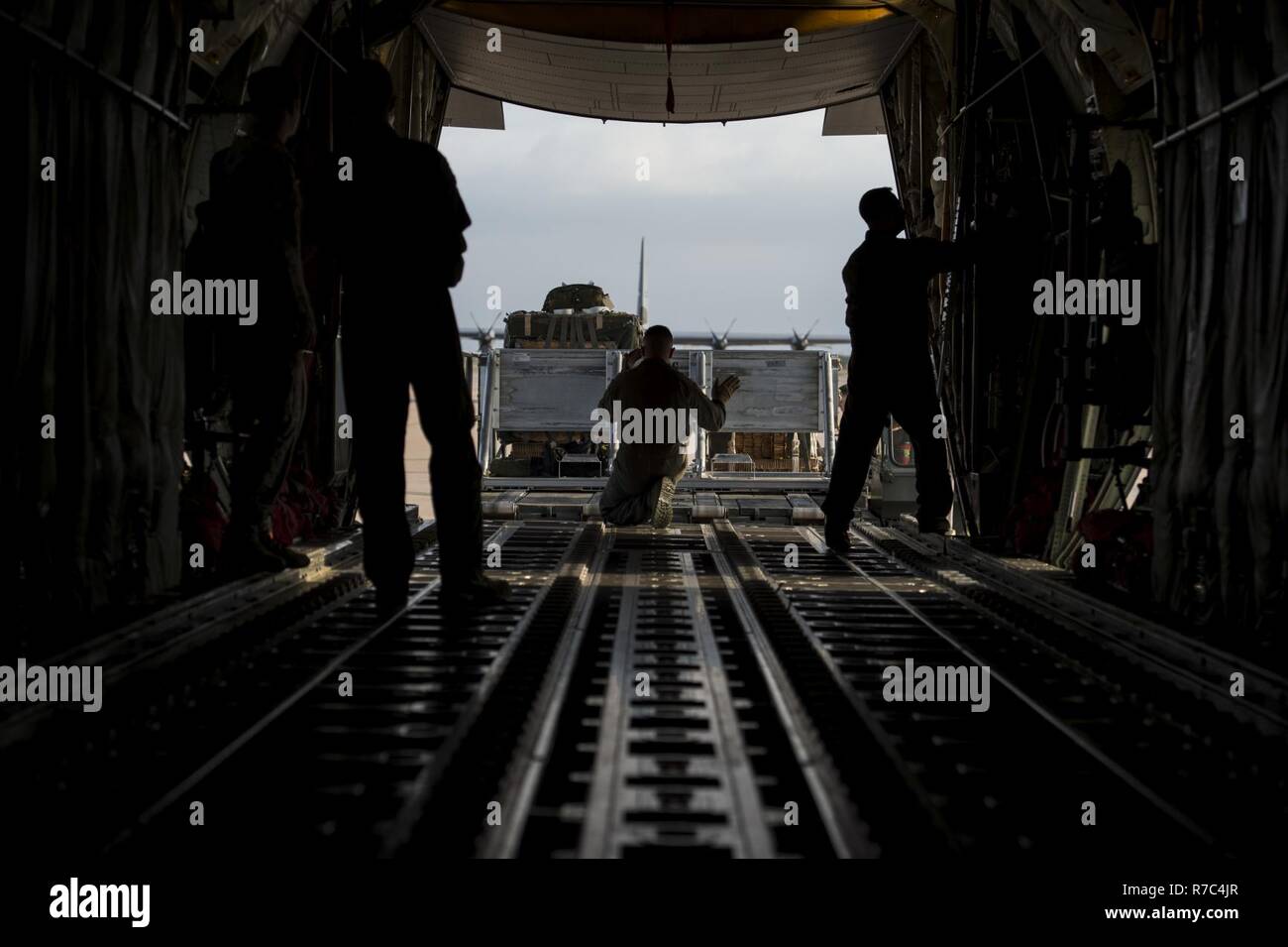 U.S. Air Force Staff Sgt. Brandon Costello, 40th Airlift Squadron ...