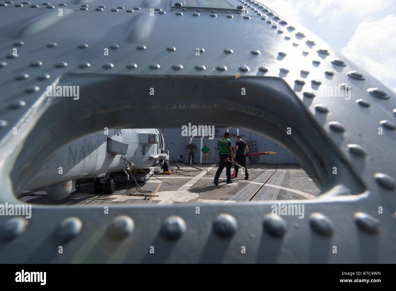 SOUTH CHINA SEA(May 13, 2017) Sailors assigned to the Helicopter ...