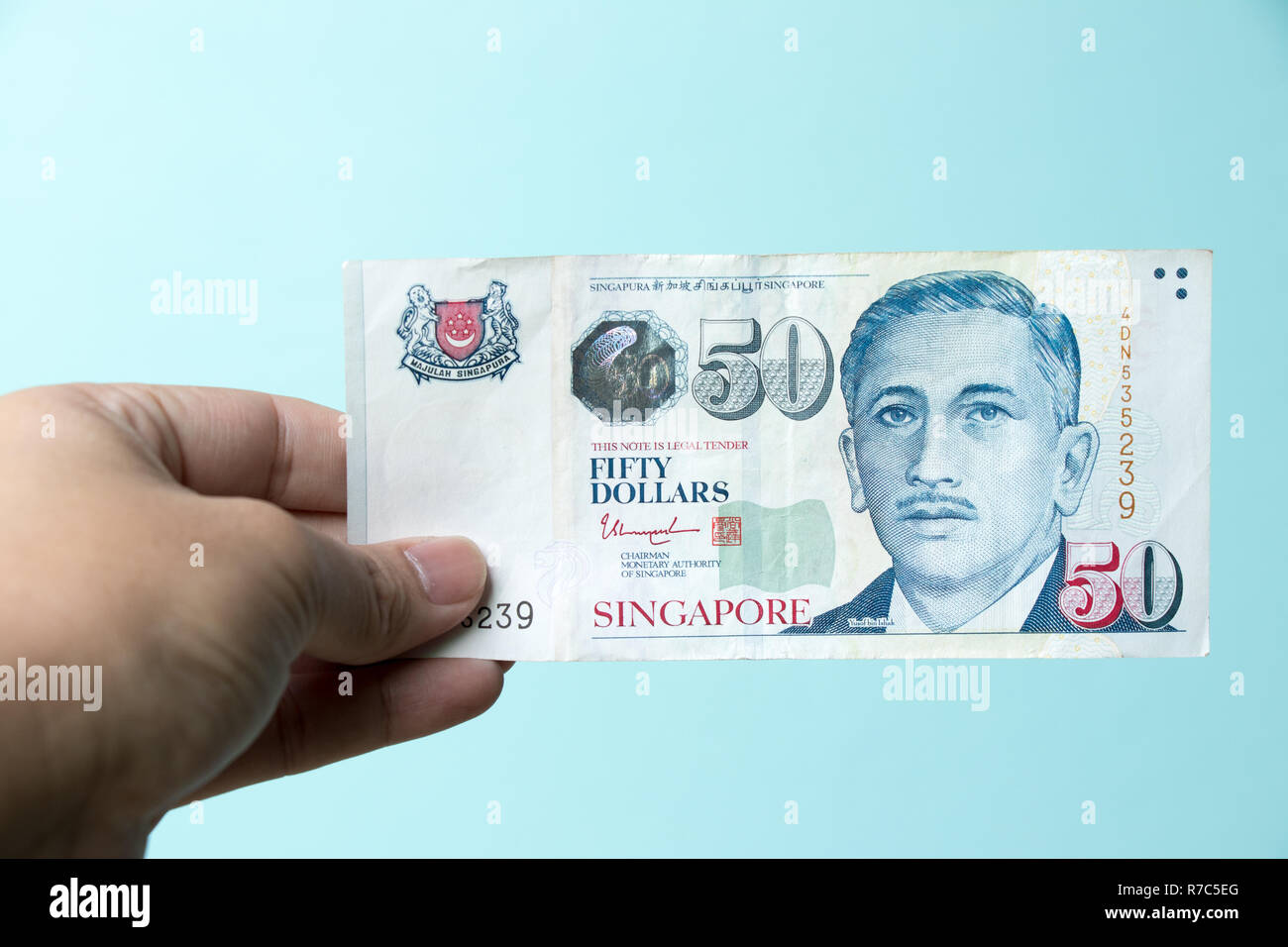50 singapore dollar note hi-res stock photography and images - Alamy